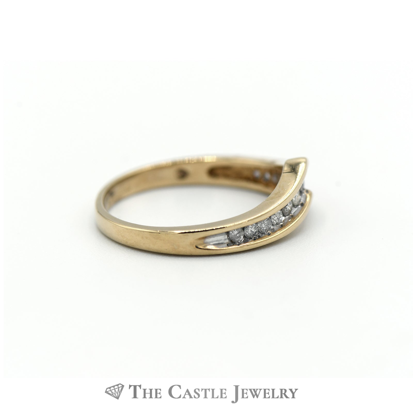 Curved "V" Shaped Round Brilliant Cut Diamond Wedding Band – The Castle ...