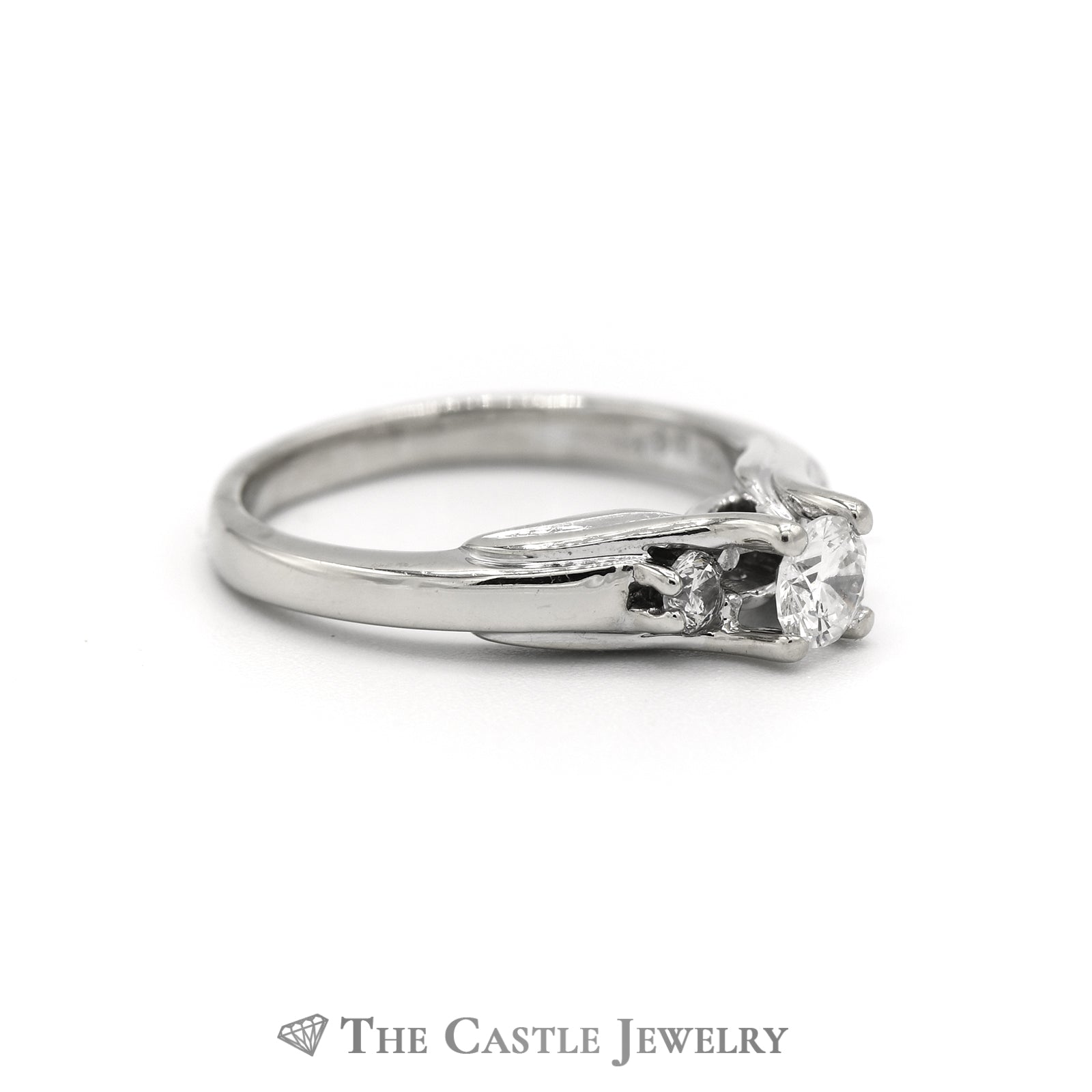 3 Stone Round Diamond Engagement Ring Fancy Cathedral Mounting in 14K ...
